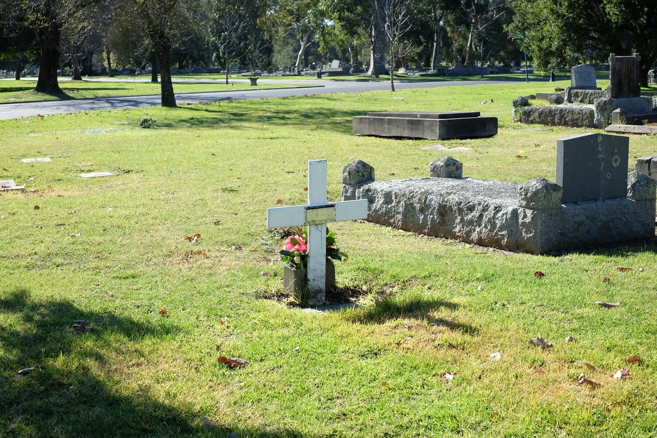 Temporary Memorials | SMCT
