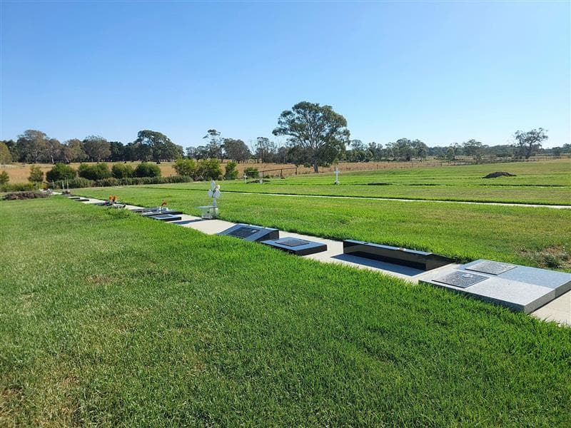 Lawn Grave Burial Options | SMCT